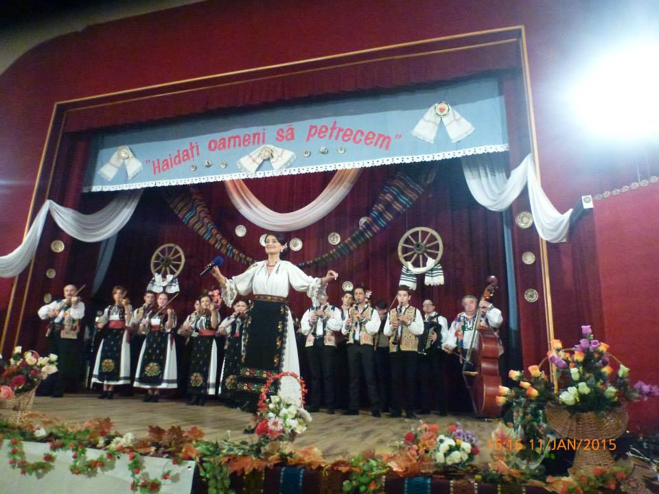 Maria Neag – 15 ani în slujba cântecului popular! | Răsunetul