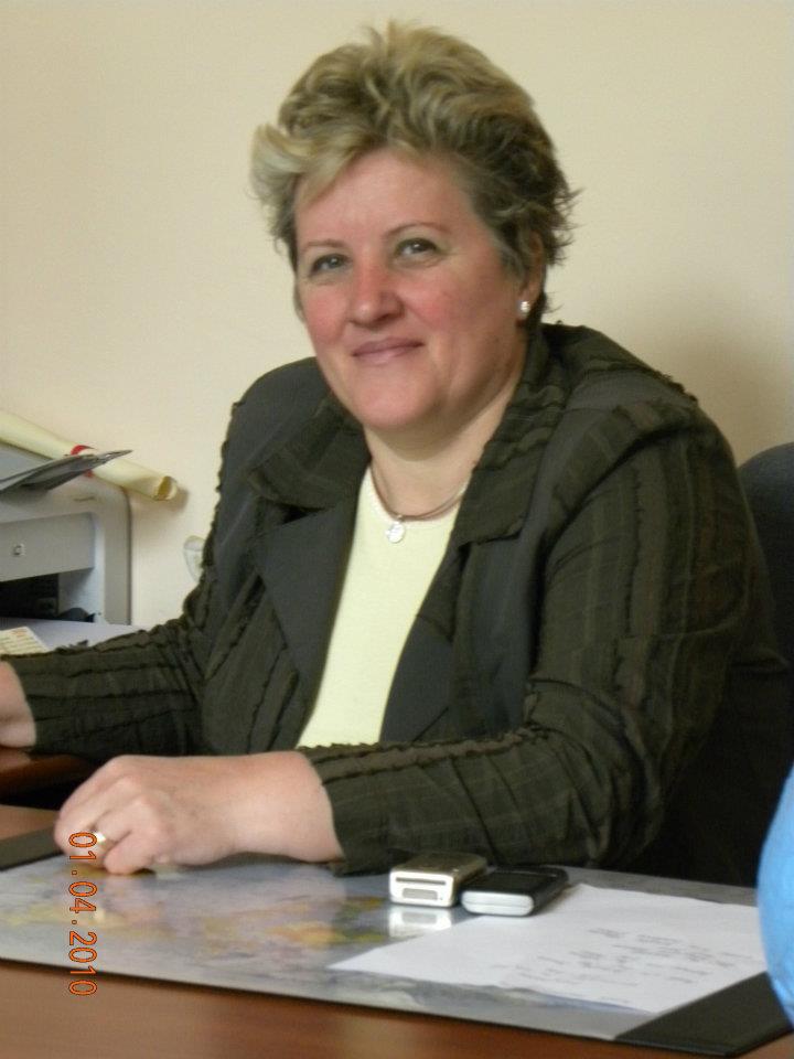 Ne mândrim cu doamna Directoare | Răsunetul