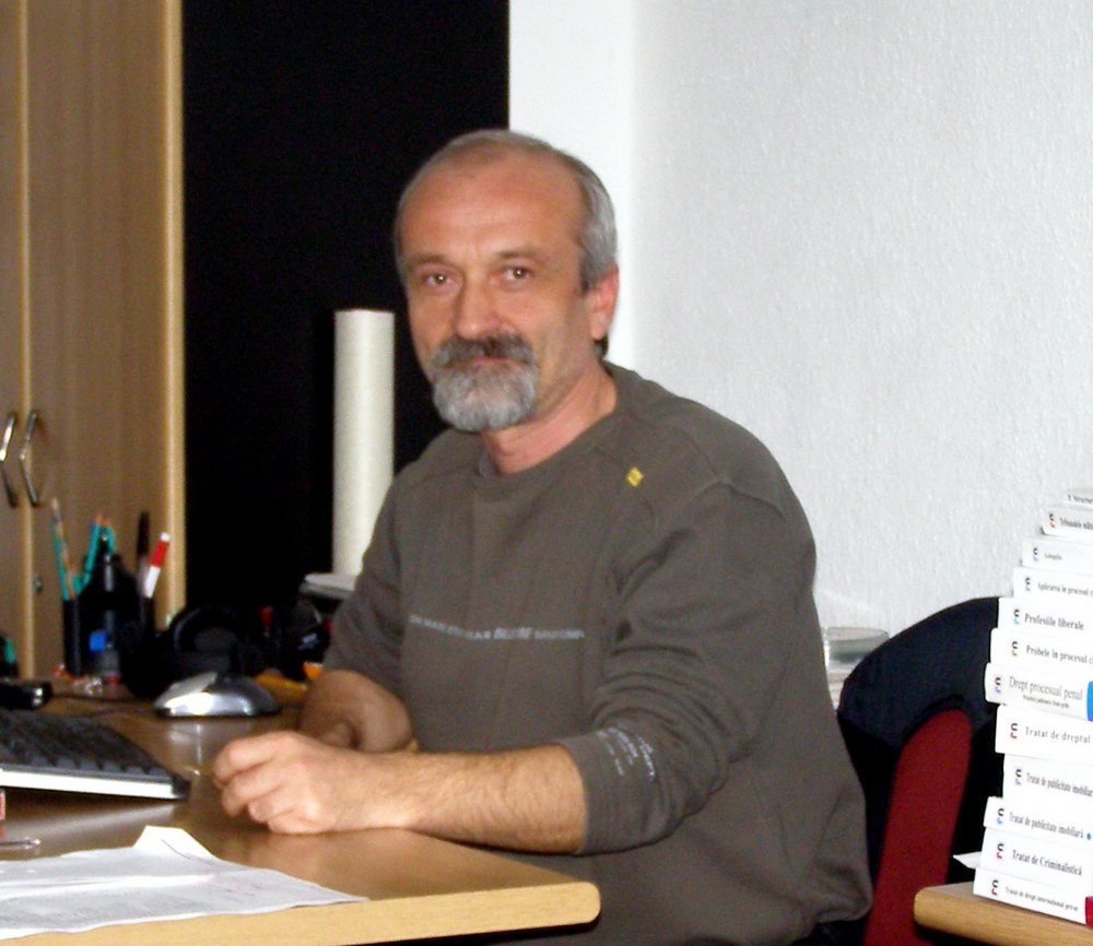 ŞANTIER LITERAR: David Dorian: POEME | Răsunetul