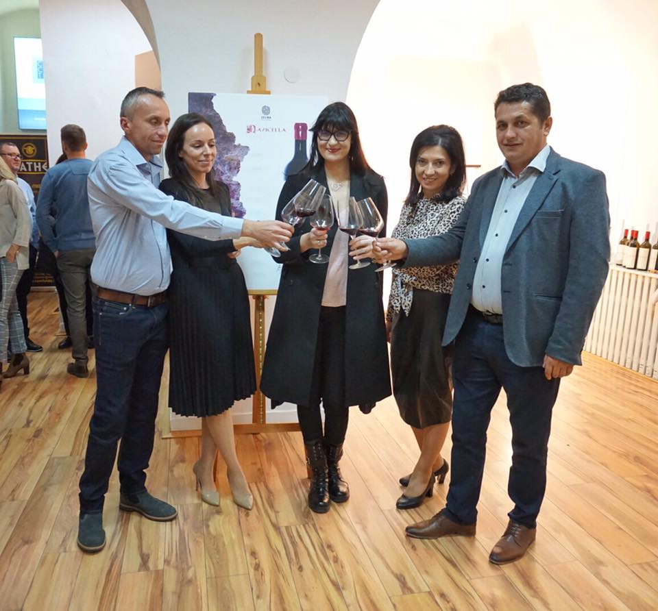 Navicella, un vin creat de Darius Pripon, în crama fraţilor Moldovan ...