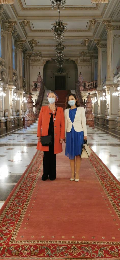 Felicitări, dr. Anca Maria Moldovan! Felicitări, dr. Ana-Maria Piticaş ...