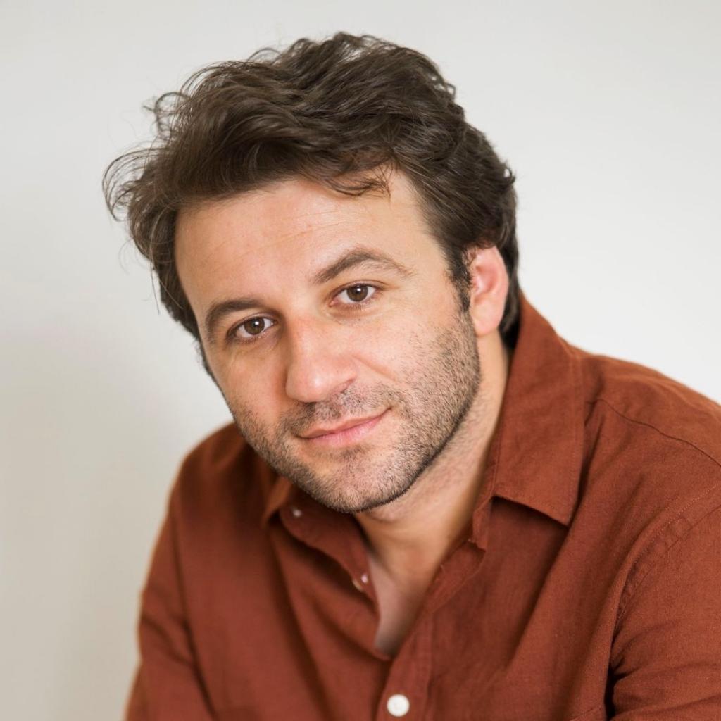 Noul director al Bibliotecii Universității ”Lucian Blaga” din Sibiu ...