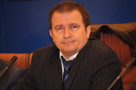 Grigore Avram, lansat la Liceul Silvic năsăudean | Răsunetul