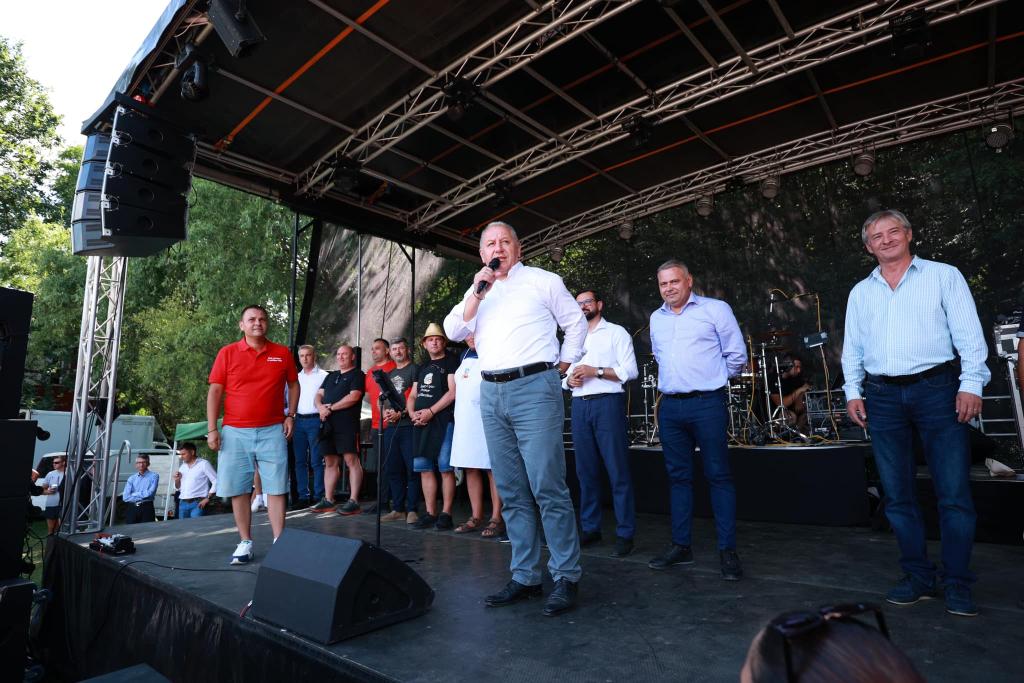 Ziua Familiei PSD. Membri și simpatizanți social-democrați, la o altfel ...