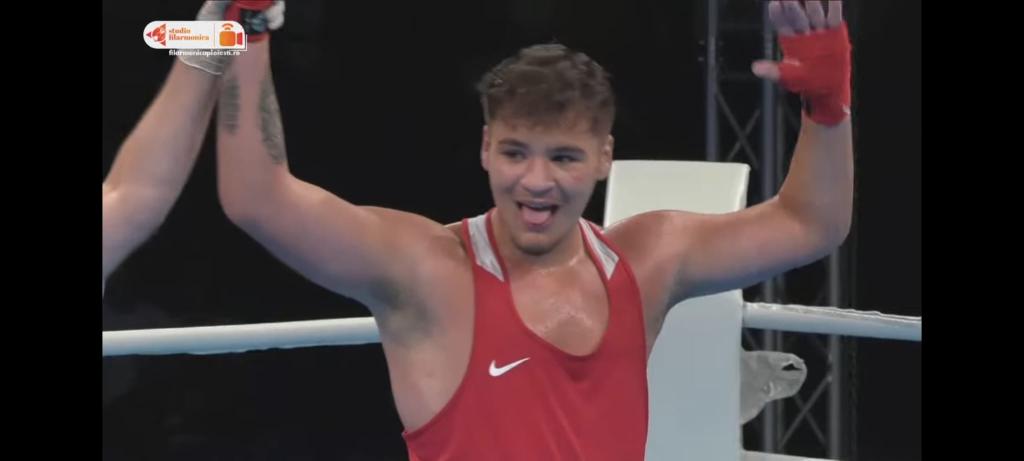 Box. Leon Andrei Măjer şi-a asigurat medalia de bronz la Europene, prin ...