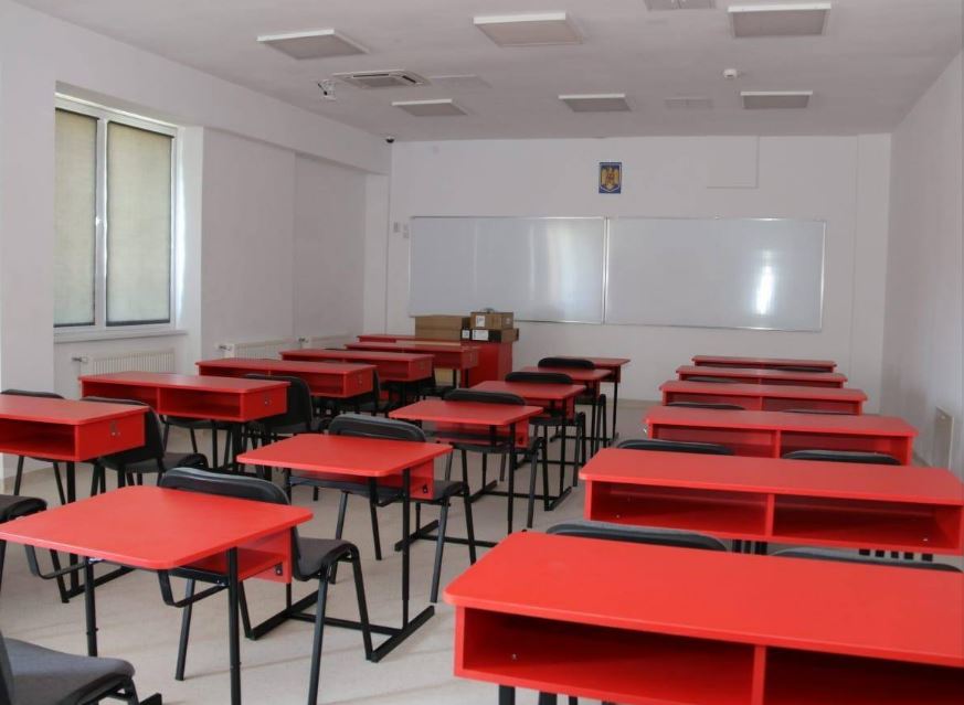 Proiectul „Dotarea cu mobilier, materiale didactice și echipamente ...