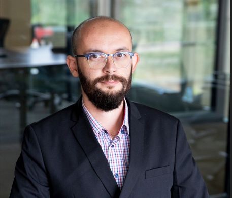 Elena M. Cîmpan: Programul Fulbright. Interviu cu profesorul de limba ...