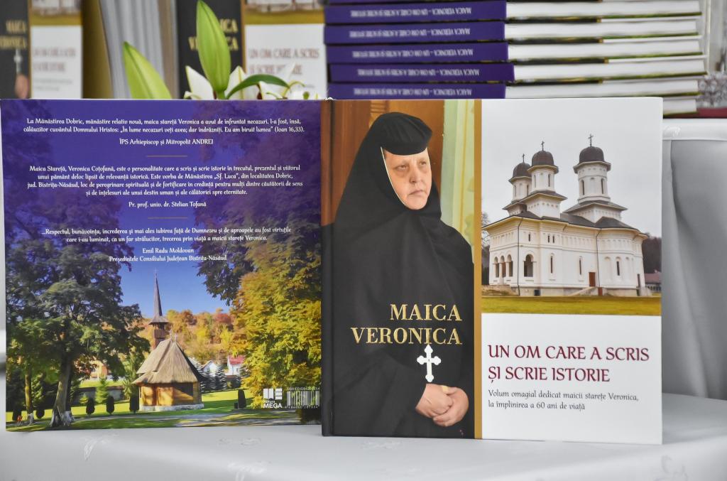 La Mănăstirea Dobric, la 60 de ani, lansarea volumului „Maica Veronica ...