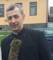 Întru mulți și binecuvântați ani părintelui Ștefan Emil Tonțian, preot ...