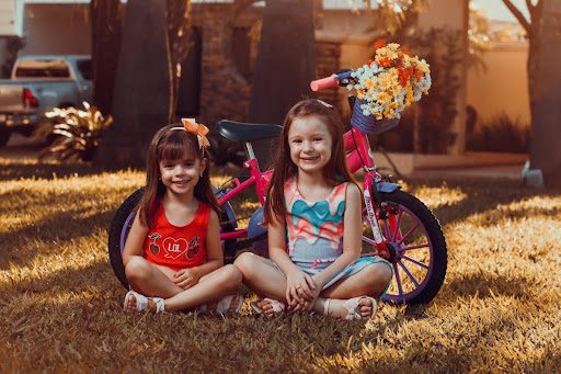 Bicicletele, trotinetele și rolele micilor tăi sportivi sunt prin toată ...