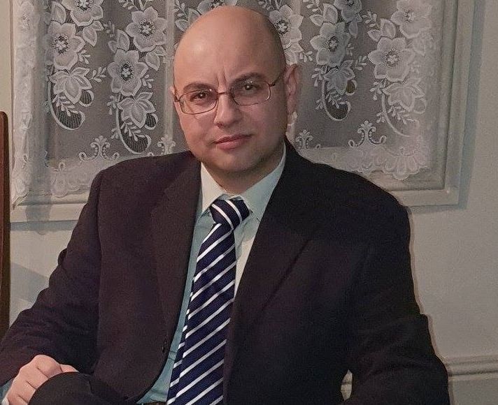 La mulți ani domnului profesor Marcel Valentin Ursu, director adjunct ...