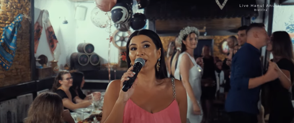 Anuta Motofelea îşi închide restaurantul. Anunţul făcut de artistă! | Răsunetul