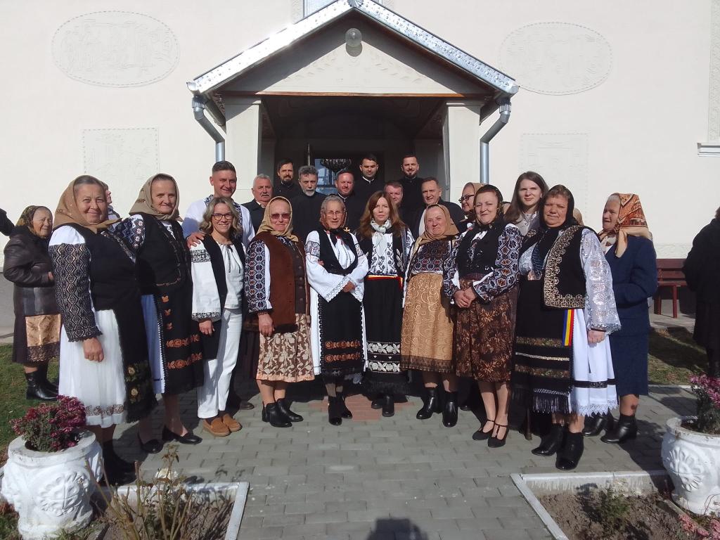 Sărbătoare la Budești. Arhanghelii Mihail și Gavril, ocrotitorii ...