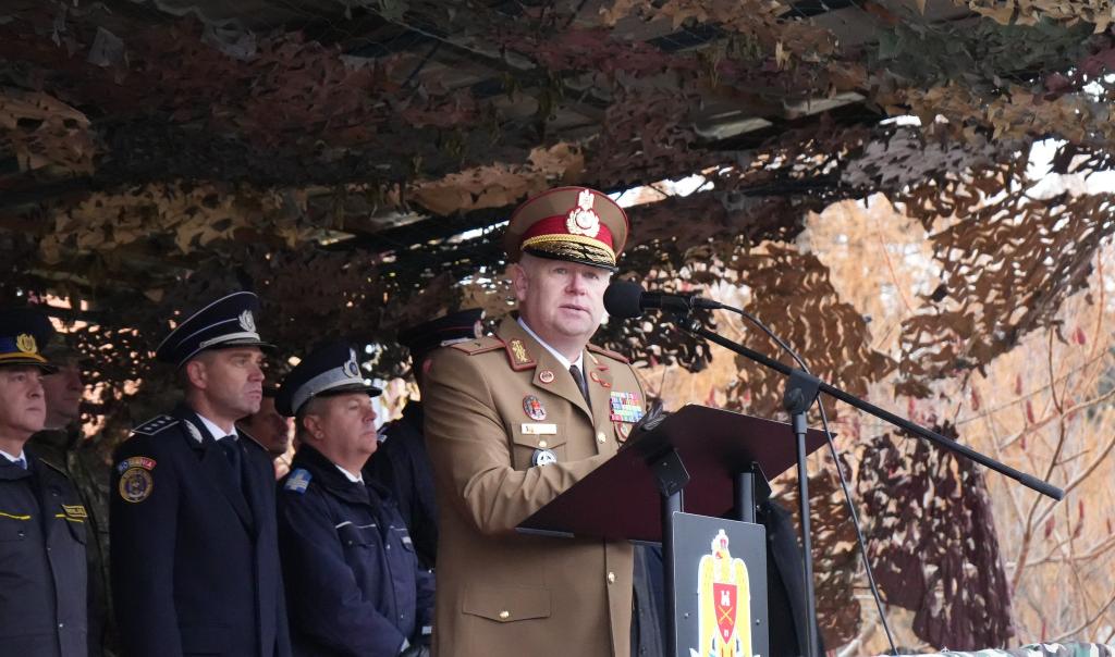 Cristinel-Dumitru Colibaba, comandantul Brigăzii 81 Mecanizată ...