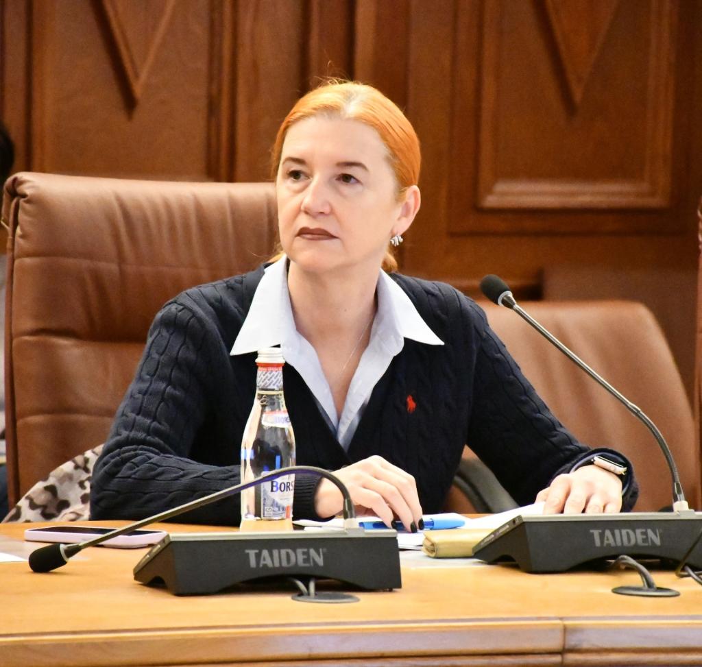 3568 persoane şi-au găsit un loc de muncă cu sprijinul AJOFM Bistriţa ...