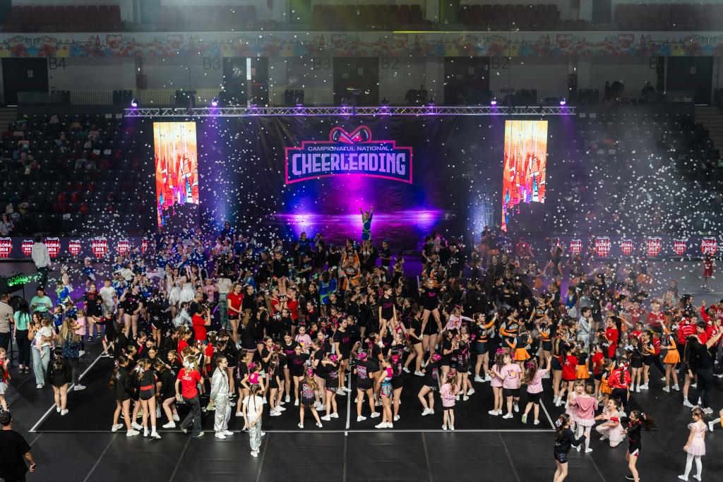 La Bistrița a avut loc Campionatul Național de Cheerleading! Cine sunt ...