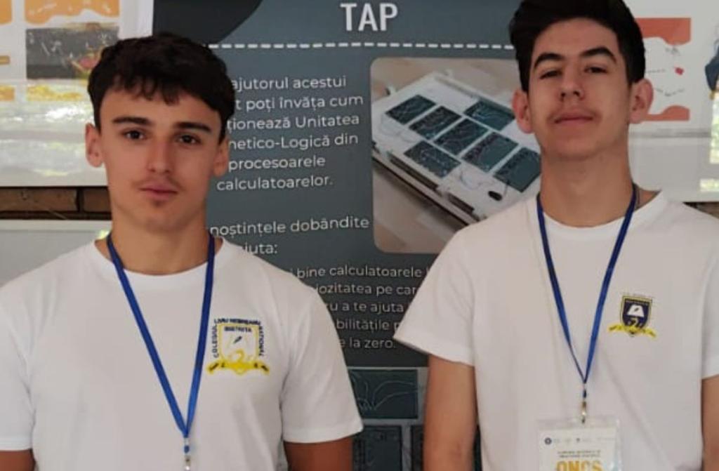 Andrei Batîș și Andrei Niț-Cioată de la "Liviu", mențiune și medalie de ...