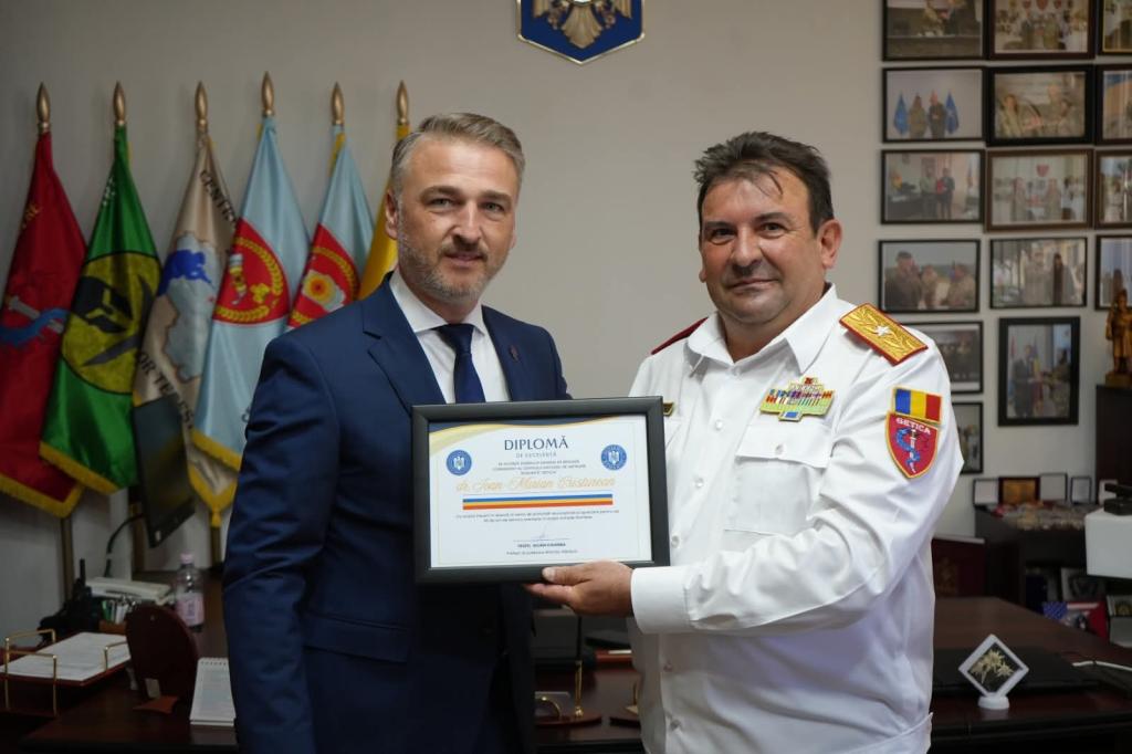 Ioan- Marian Cristurean - Un general de excepție, un om deosebit, un bistrițean de onoare ...