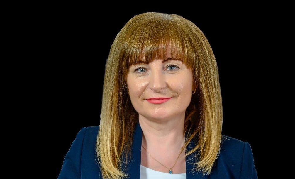 Prof. dr. Doina Macarie revine la Colegiul Naţional "Andrei Mureşanu ...